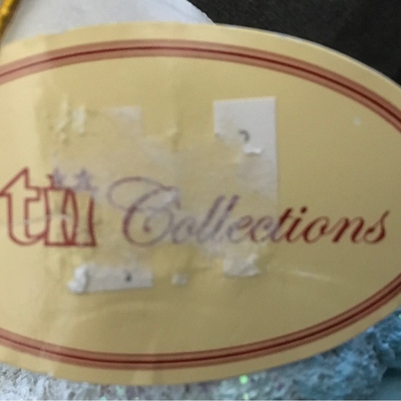 tii Collections | Holiday | Tii Collections Porcelain Resin Bell With ...